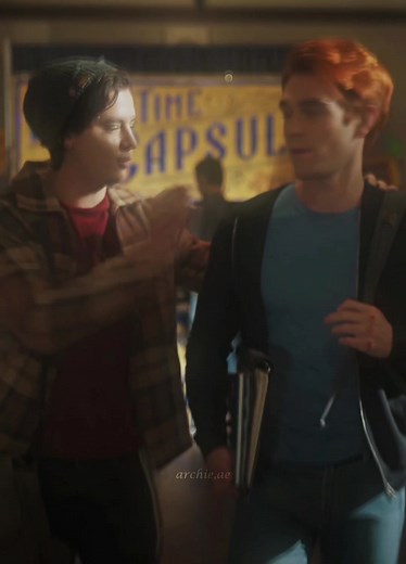 Riverdale's Archie and Jughead Friendship Moments