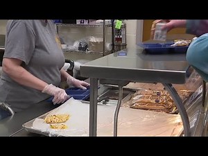 USDA extends free school meals for 2021-2022 school year