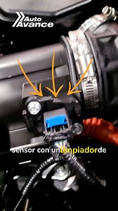 🛠️ Pasos para la limpieza del sensor MAF: ⚠️ Importante: Asegúrate de que el motor esté apagado y completamente frío antes de comenzar. 1. Desconecta el conector eléctrico del sensor MAF. - Así evitas cortocircuitos o daños en el módulo. 2. Retira el sensor de admisión. - Hazlo con cuidado, usando la herramienta adecuada para no dañar la pieza ni el alojamiento. El sensor MAF se encuentra antes del cuerpo de aceleración o después del filtro de aire. 3. Inspecciona visualmente el sensor. - Es co