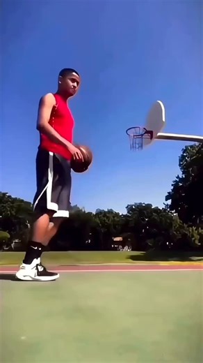 Instagram video by Jamie Foxx • May 22, 2025 at 4:00 PM