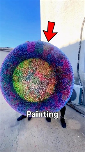 This Painting Changes Color When You Walk Past It