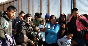 Human smuggling industry cashes in on U.S. asylum-seekers