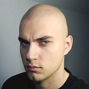 Seth Everman Girlfriend 2026: Dating History & Exes - CelebsCouples