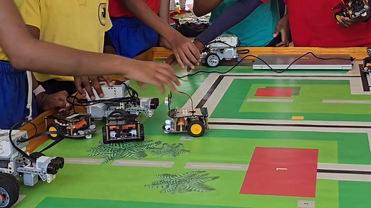 CURRO BAOBAB STEM DAY Robotics and Programming demonstrations #DumaFM | Duma FM