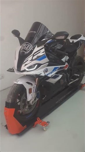 #bmws1000rr TRISHUL Motorcycle Mover Demo with BMW S1000RR | Premium Stability #premiumbikes#ducati