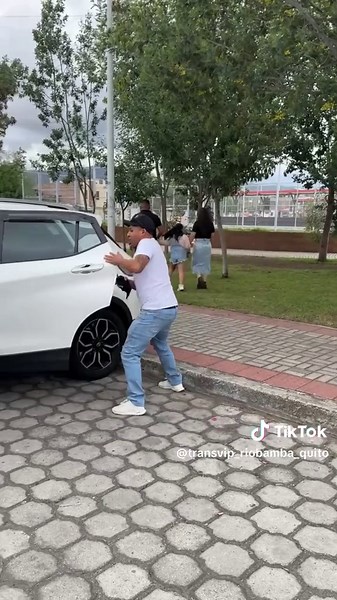 Transporte VIP Puerta a Puerta: Reserva Tu Viaje Fácilmente