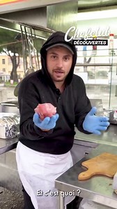 108K views · 230 reactions | La pizza frite de Naples ! Une spécialité de la street food napolitaine cuisinée rien que pour nous :) | Chefclub | Facebook