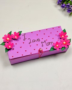 117K views · 131 reactions | #DIYCrafts #VisualArt #Craft #Art #HandkadeGift #HowToMake #MothersDay #GiftForMom #MothersDayGiftIdea #GiftIdea #PunekarSneha | Punekar Sneha | Facebook