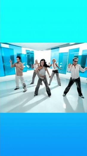 Looking for a mid-week dance break? 👀Get your moves out for the Chain Reaction choreography! #Shorts