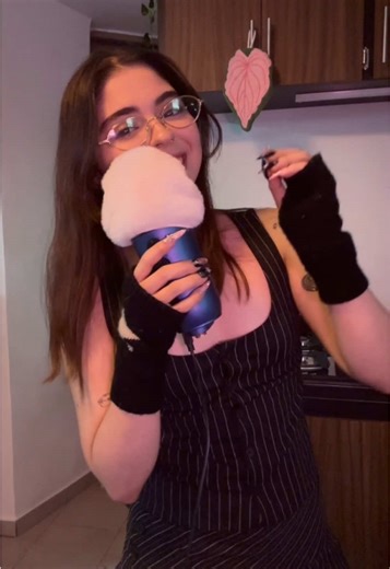 ASMR OOTD: Relaxing Outfit of the Day