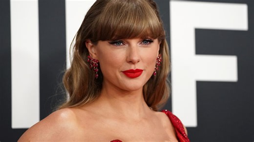 Taylor Swift surprises fans with 'Look What You Made Me Do (Taylor's Version)'