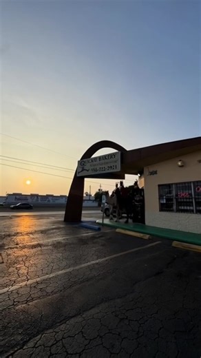 Delicious Roscas: Our Finest Holiday Gifts for You