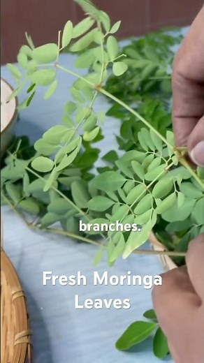 Easy method to strip Moringa Leaves for cooking #shorts