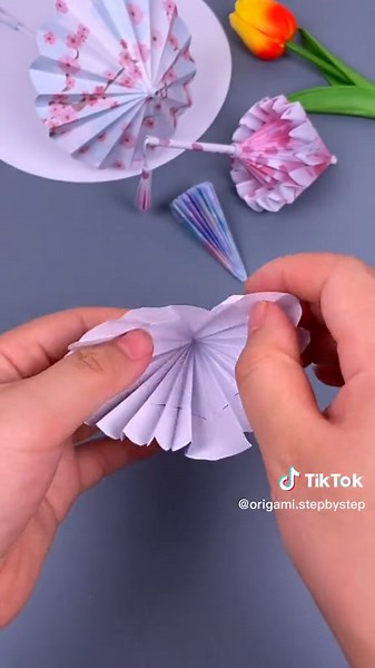 Cách xếp chiếc ô bằng giấy siêu xinh nè #origami #xuhuong