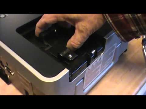 Replace the bulb in your Infocus Projector IN5104