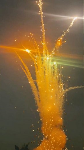 🧨💥Sky shot gharpe banaya aaj #skyshot #pinksky #experiment #crakers