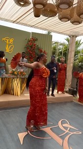 Okayyy 🔥🔥🔥🥰💃🏻💃🏻💃🏻 Bride maid got fire movesss 💯 . #weddingsonbudget ⚜️⚜️⚜️⚜️⚜️⚜️⚜️⚜️⚜️ #weddinginspiration #foryoupage #ido #bridetobe #reels #likes #happyday #explorepage #fyp #fyp #black #viral #bridesmaids #like4likes #reels #africawedding #comment #likers #bhfyp #bride #viralvideo #ladies #viralvideos #bridemaidsafrica #weddingideas #nigeriawedding #weddingdress #ghanawedding ⚜️⚜️⚜️⚜️⚜️⚜️⚜️⚜️⚜️ | Weddings On Budget Catalogue