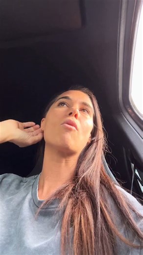 2.3K reactions · 22 shares | C’est de pire en pire mes pranks en voiture 藍 #reels ABONNE TOI ⬆️ | Laura Petard | Facebook