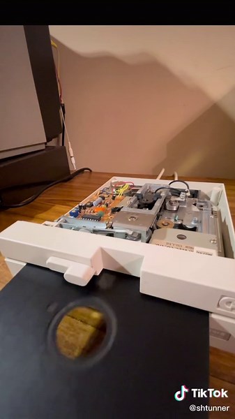 Floppy Disk ASMR VicDoom