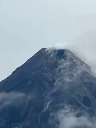 Sitwasyon sa Bulkang Mayon: Pagsubok ng Pag-iingat