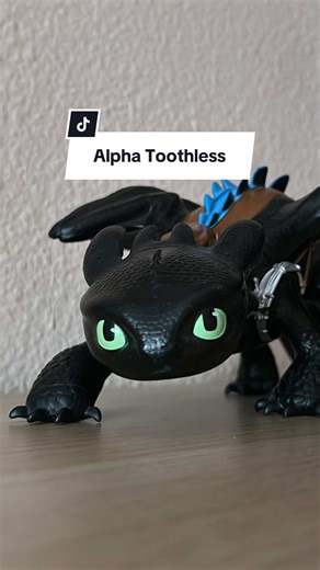 Colección de la figura Alpha Toothless