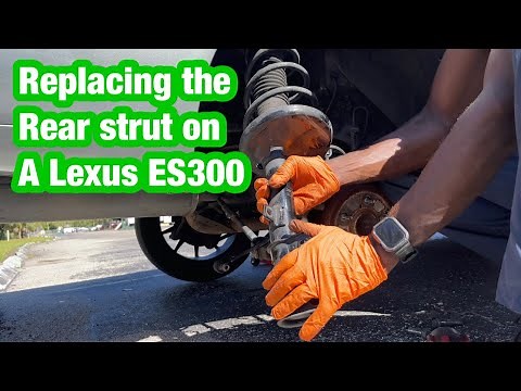 Replacing the rear strut on a Lexus es 300