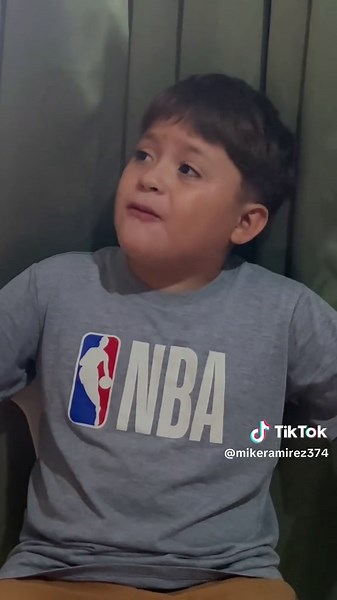 Crea recuerdos con Jossé y su humor encantador