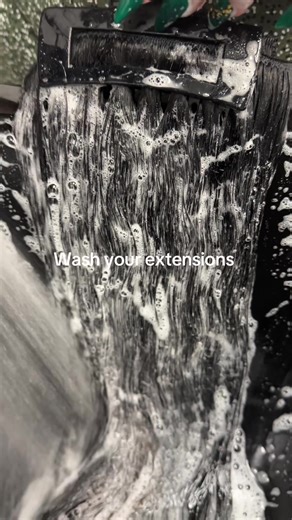 How to Properly Wash Hair Extensions