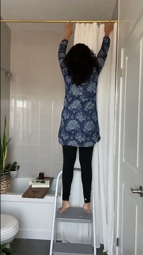 How to hang a shower curtain