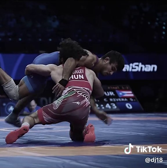 Ismail Musukaev: Champion of 65kg Wrestling