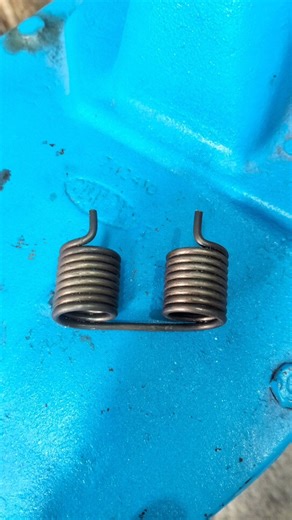 Hand-Bent Iron Spring | Tough Manual Spring Making #springmaking #workshopskills #metalwork #diy