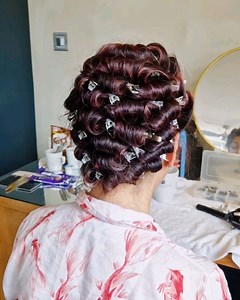 52 reactions | Pin Up Curl - Bridal & Vintage Hairstyling, vintage style accessories on Reels | Facebook