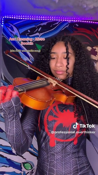 once i heard this song playing during the end credits, i knew i needed to learn this immediately 😩 #violin #violinist #atsv #spiderman #spidermanacrossthespiderverse #milesmorales #amidreaming #metroboomin ##hobiebrown