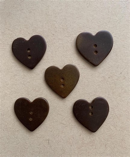 Vintage Brown Bakelite Heart Buttons - Set of 5 - Etsy