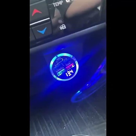 66-250W PD Car Charger QC3.0 Fast Charge One to Six Car Cigaret