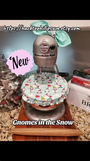 KitchenAid mixer bowl cover and bow sets. Over 80 styles to choose from. https://backtophillipsave.etsy.com #cottagebaker #kitchenaidmixer #ChristmasBaking #baking #Gingerbread #farmhousedecor #cookies #kitchencounters #cottagebakery #Christmasbaking #Christmas #farmlife🚜 #farming #gnomedecor #gnomes #gnomesweetgnome #christmasgnomes # | Back to Phillips Avenue