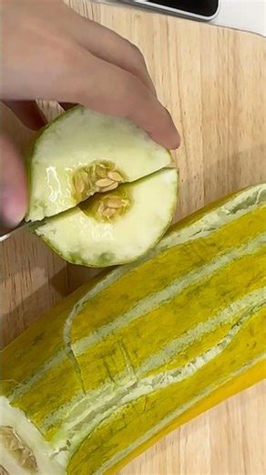 oriental melon #fruit #vegetables #shorts #asmr #cuttingskills #eating #food #delicious #yummy #nice