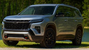 2024 Chevy Traverse Z71 and RS Full Review