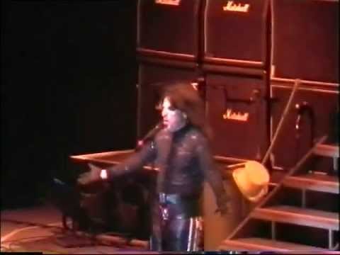 Alice Cooper - Who Do You Think We Are (Live in Theatro Petras Athens, Greece 09/06/2004)
