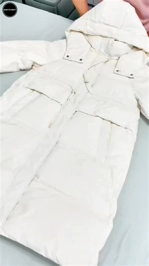 Jacket Fold in 3 Seconds! 🧥🔥 #foldinghacks #usastylehack Watch how easily a puffer or down jacket turns into a compact, travel-ready fold. Perfect for winter trips & small closets! ✈️❄️ #downjacket #pufferjacket #travelhacks #WinterReady #closethack #usareels #folditfast #SpaceSavingHacks #reelstrend #FoldingMagic Vinod Kumar | Vinod Kumar