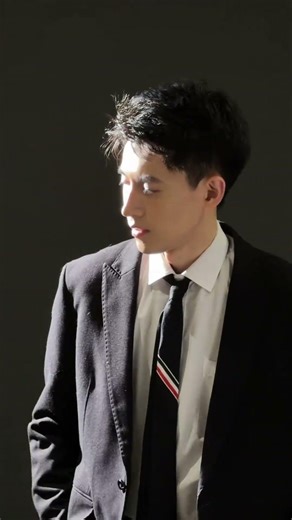 Come and see how handsome a dad who doesn t help with homework can become#Dad takes care o