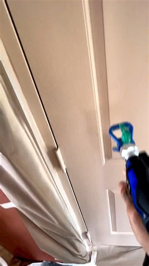 For American Manarin Painting, the #graco Ultra QuickShot, paired with an FF LP tip is the perfect combination for refinishing doors. Well done! | Graco Inc.