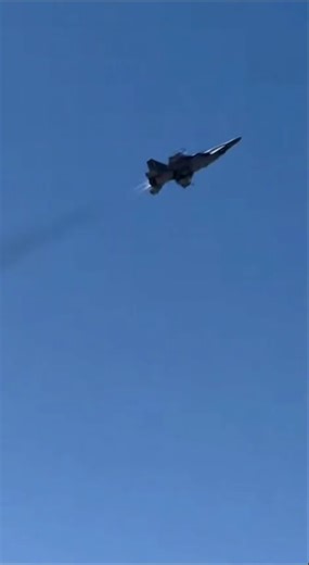 Fighter Jet Airshow Display: F-15 Eagle Powerful Maneuvers #airbattle #aviation #fighterjet