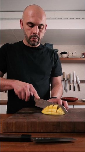 How to cut: MANGO 🥭