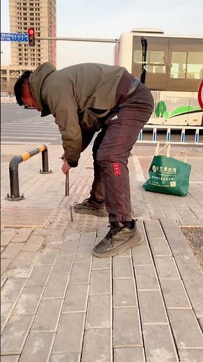Worker Clears Hazard From Blind Path ✨🦯