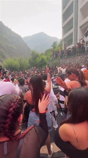 828K views · 10K reactions | After Party here…⛰️ Track ID: Goom Gum - Moonlight ️  by: @harsh_bohra | MUSIC LIFE | Facebook