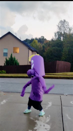 Jase found his costume 😂😂 #wackywaving #halloween2025 | Leasel Smith