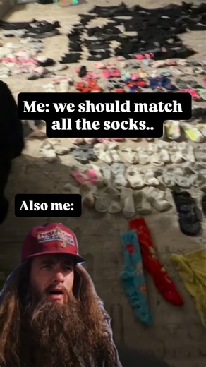 Melenaite Ika on Instagram: "Almost midnight and we’re only on our first load of socks 🫠😅 #5littlefish #laundryfor7 #momlife #dadlife"