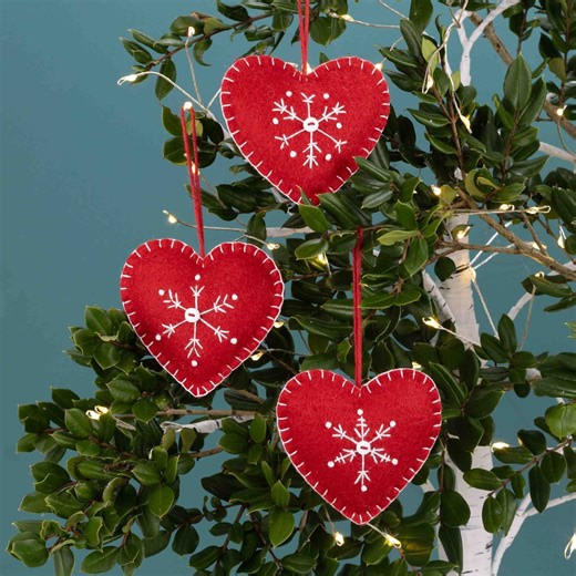Snowflake Heart Felt Christmas Ornaments, Red and White Embroidered Felt Winter Holiday Decor - Etsy