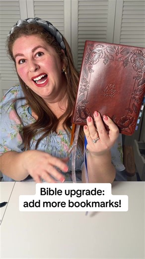 There’s a time and a place for minimalism and this is not it. 😂 obsessed with adding more ribbon bookmarks to my bible orders - shout out to my fellow Bible journaling girlies who are studying 4 books at once 😅🙋🏽‍♀️ #bible #biblejournaling #biblejournalingcommunity #biblestudy